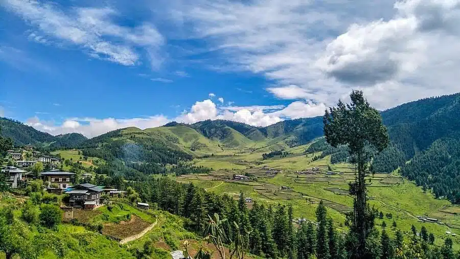 19 Unique Travel Destinations Off the Beaten Path - asyoustay